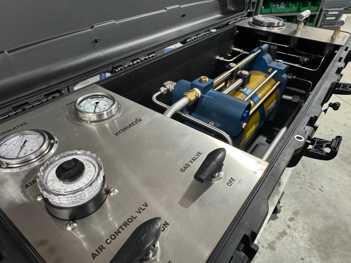 Portable Nitrogen Pressure Booster Pump - Compact Mobile Case Gas Booster